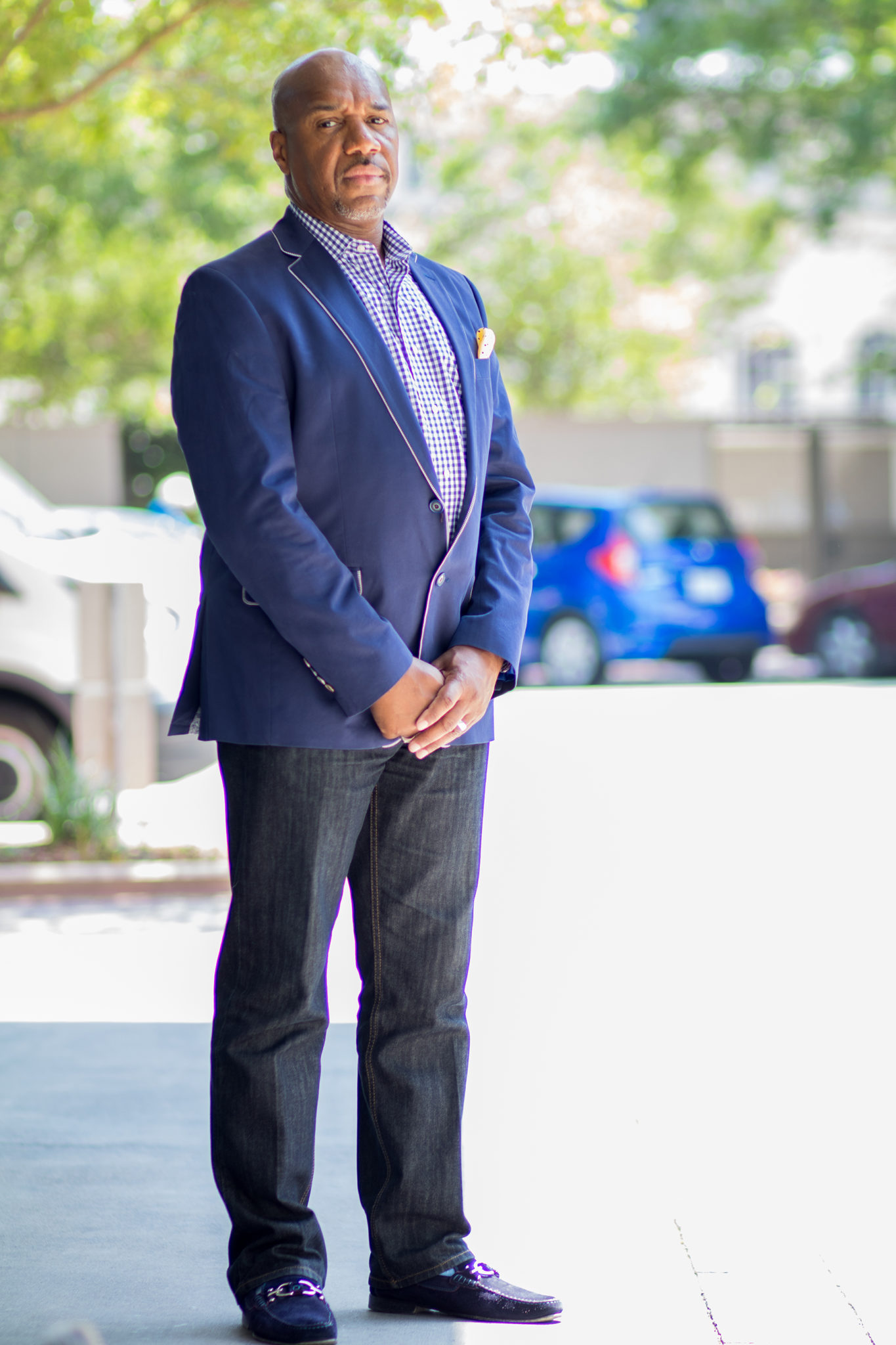 Facebook-f Twitter Instagram